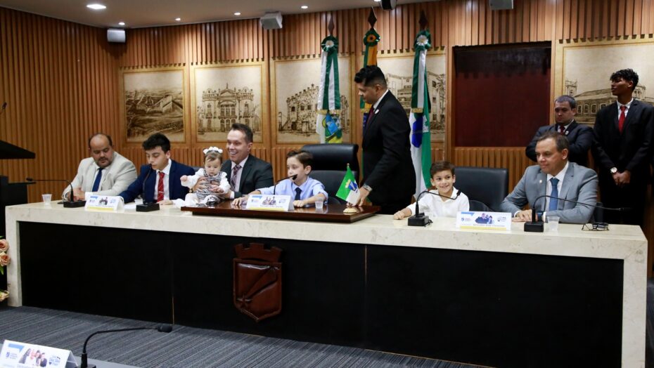Câmara faz surpresa aos vereadores para Dia dos Pais
