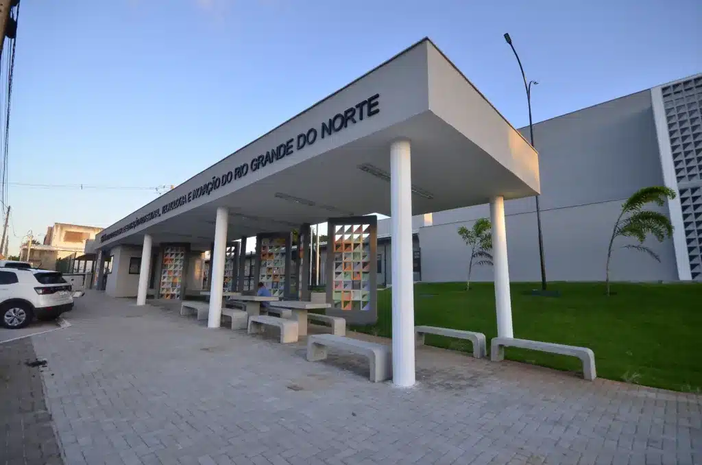 Governadora inaugura os IERNs de Alexandria e Campo Grande