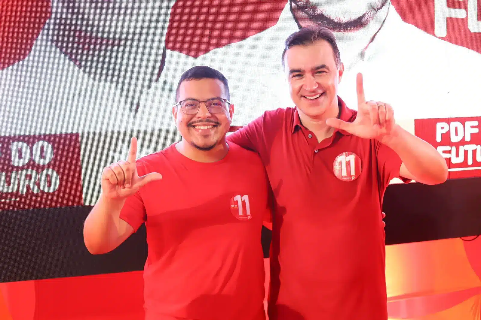 Leonardo Rêgo apresenta vice e anuncia propostas