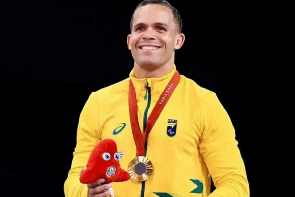 Potiguar Arthur Silva conquista ouro inédito no judô paralímpico em ...