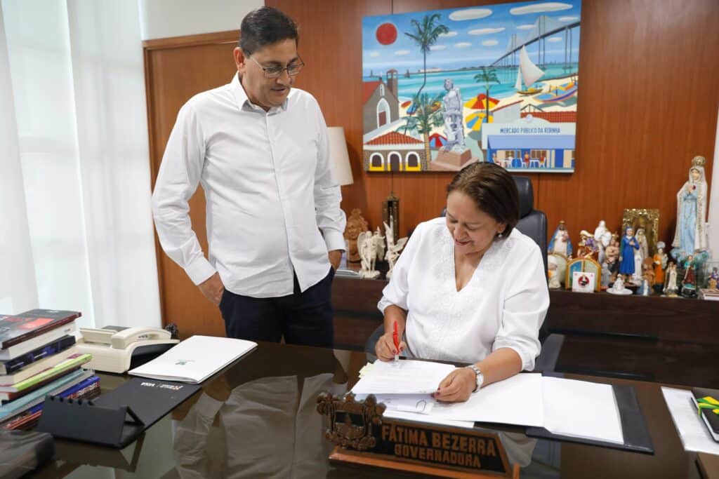 Fátima sanciona nova política salarial para servidores