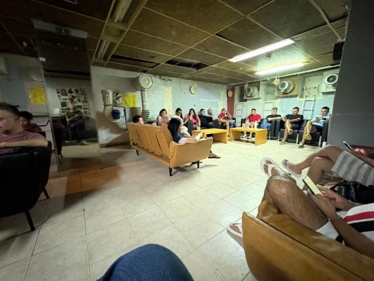 [VÍDEO] Veja como é o bunker em Israel onde estão secretário Vagner ...