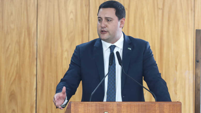 Ratinho Jr. desiste de disputar pela Presidência